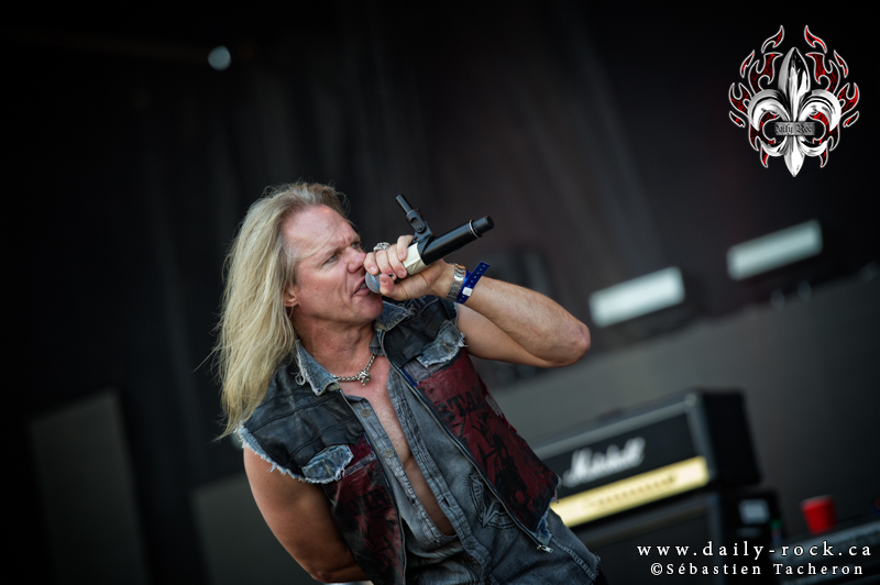 Interviews with Robert Mason, singer of the band Warrant